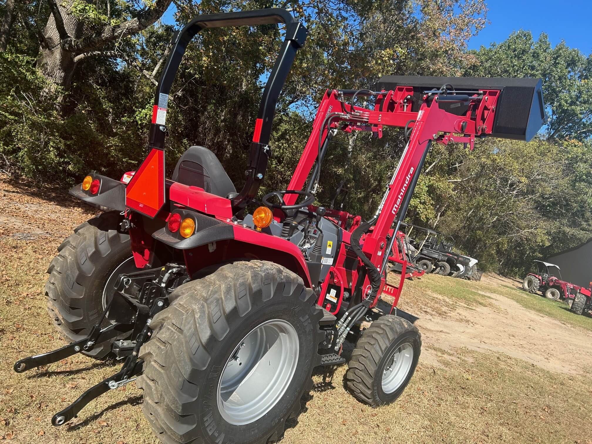 2025 Mahindra 2645 Shuttle | Mahindra