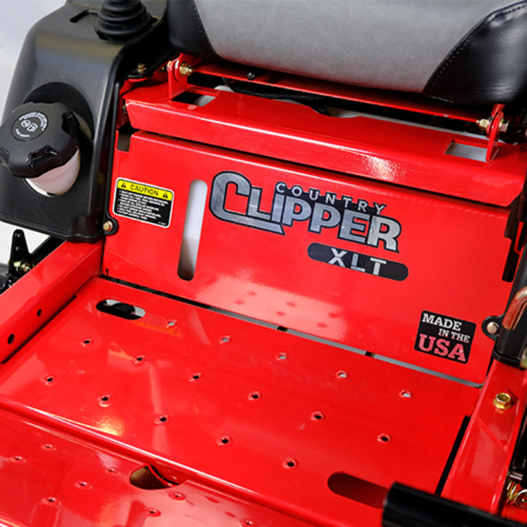 2025 Country Clipper XLT 26 HP Kohler® KT745 (Joystick Steering Only ...